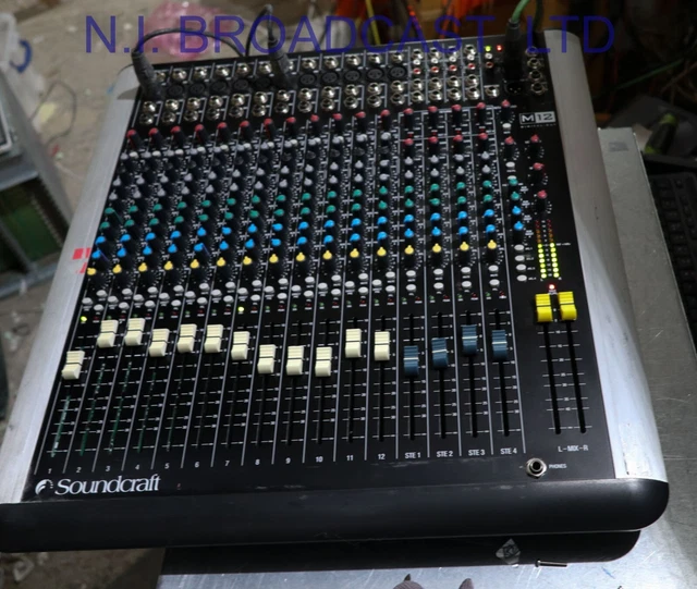 SOUNDCRAFT M12 12X mono channel input, 4x stereo input and , 4x aux and ...