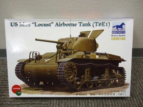 243 CB35162 BRONCO 1/35 American M22 Airborne Tank 660C2 EUR 139,33 ...