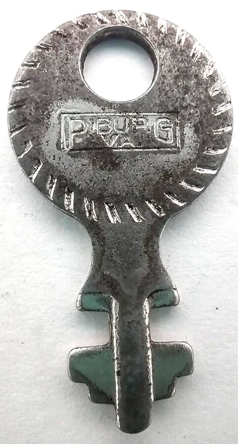 VINTAGE WARDED KEY Flat LONG LOCK Petersburg VA Virginia USA Apx 1-3/8 ...