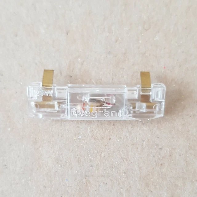 LEGRAND 83054 - 1 Lampe néon 230V 0,45mA - GALION EUR 9,90 - PicClick FR