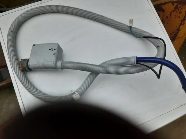 MIELE TYP 800 ELEDRO Tnr: 4013181 4,9 l/min Durchlaufgeschwindigkeit ... MIELE TYP 800 ELEDRO Tnr: 4013181 4,9 l/min Durchlaufgeschwindigkeit ...
