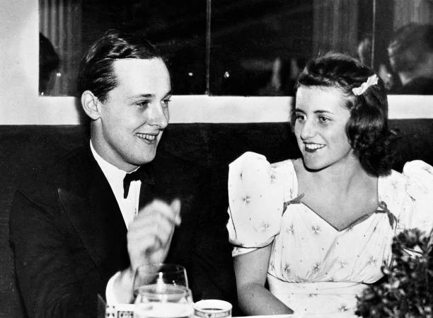MISS KATHLEEN KENNEDY daughter American Ambassador Britain Marqui- 1940 ...