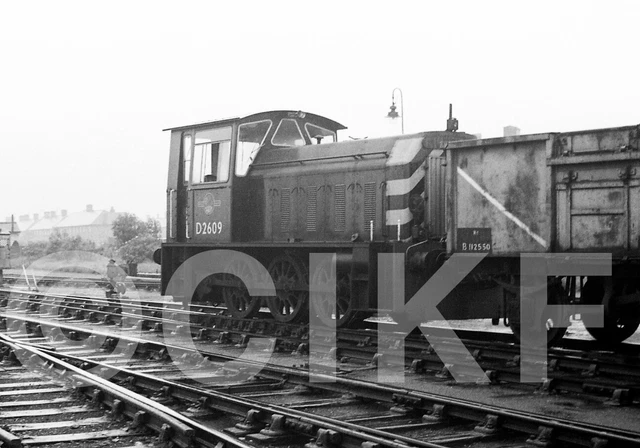 RAILWAY PHOTOGRAPH 6X4 Diesel loco D2609 Goole 1961. £2.95 - PicClick UK