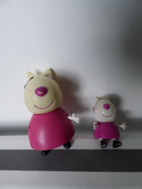 PEPPA PIG 'MUMMY Sheep & Suzy Sheep' 2 Toy Figures 3+ £14.99 - PicClick UK