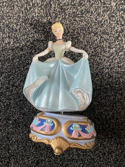 Rare Disneyland Paris Cinderella Spinning Musical Figurine 2001 Disney 1046