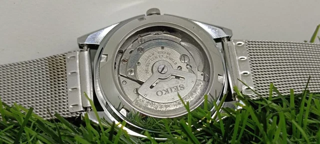 AUTOMATIC SEIKO- 5 men's Wrist watch Transparent Back day/date Made in ...