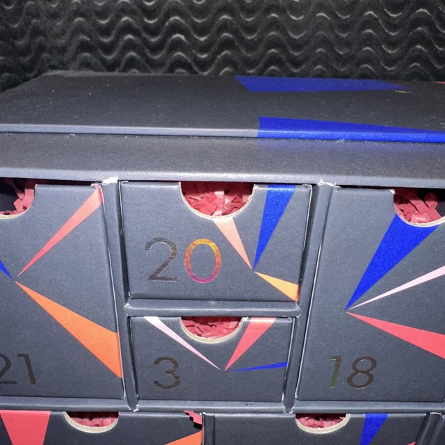 HARVEY NICHOLS BEAUTY Advent Calendar 2025 Empty 25 Drawers & Tissue ...