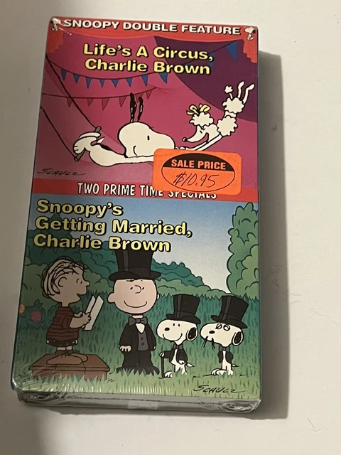 PEANUTS SNOOPY DOUBLE Feature VHS Video New V.9 Married Circus Charlie ...