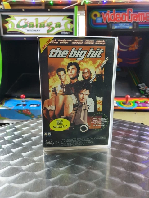 THE BIG HIT - Mark Wahlberg - VHS Movie - Video Tape - Big Box Ex ...
