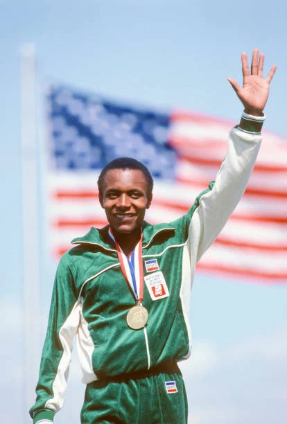 CALVIN SMITH USA celebrates setting a World Record with a time- 1983 ...
