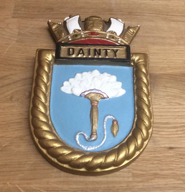 VINTAGE HAND PAINTED Royal Navy Wall Plaque, Shield, Badge Crest- Hms ...