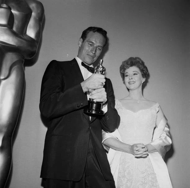 ACTOR CHARLTON HESTON with Susan Hayward in Los Angeles 1960s Old Movie ...