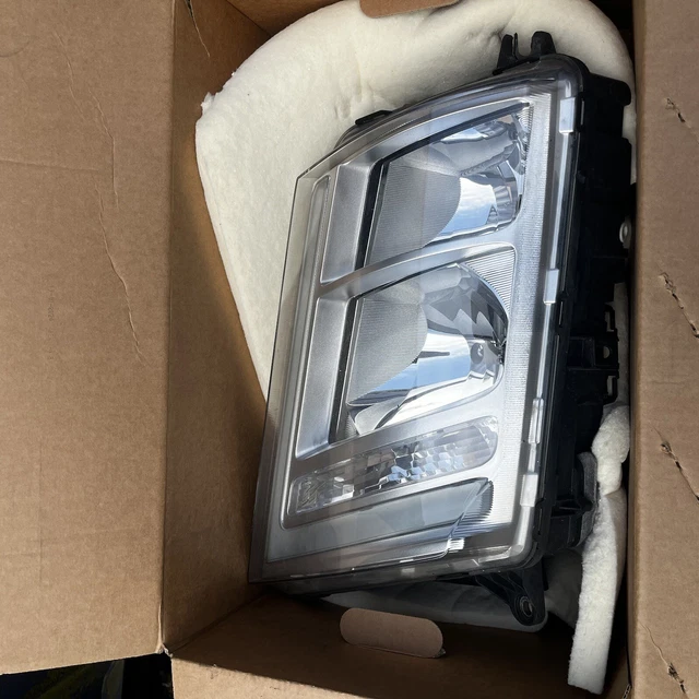 GENUINE VOLVO FH4 (2020-) Headlight Lh/NS Passenger Side Part No ...