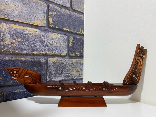 VINTAGE MINIATURE MAORI Carved Wooden Waka Taua War Canoe New Zealand ...