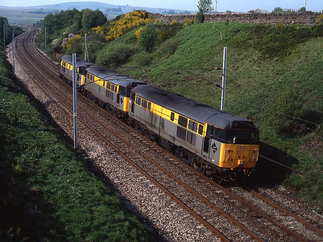 PHOTO 1992 Three Diesel Locomotives At Greenholme Three Class 31 Diesel ...