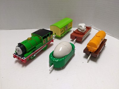 THOMAS & FRIENDS Trackmaster Percy Dinosaur Set Motorized Engine TOMY ...