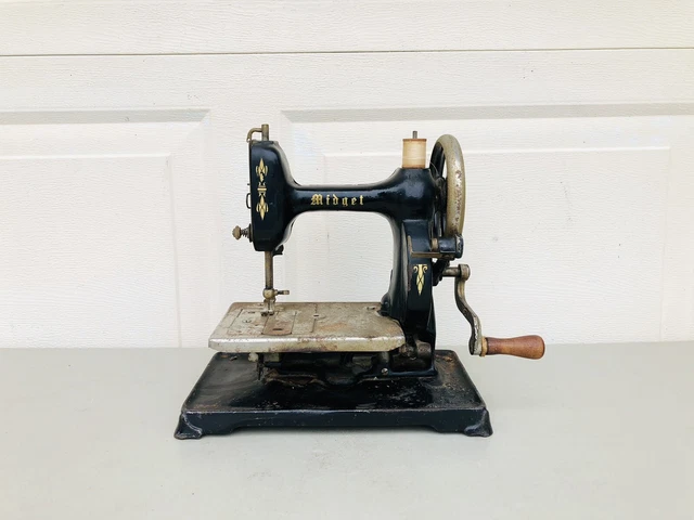 ANTIQUE RARE MIDGET Sewing Machine Hand Crank £156.70 - PicClick UK