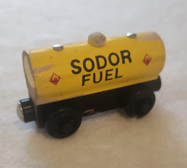 THOMAS & FRIENDS Wooden Railway Train Tank Engine Sodor Fuel Tanker Car ...
