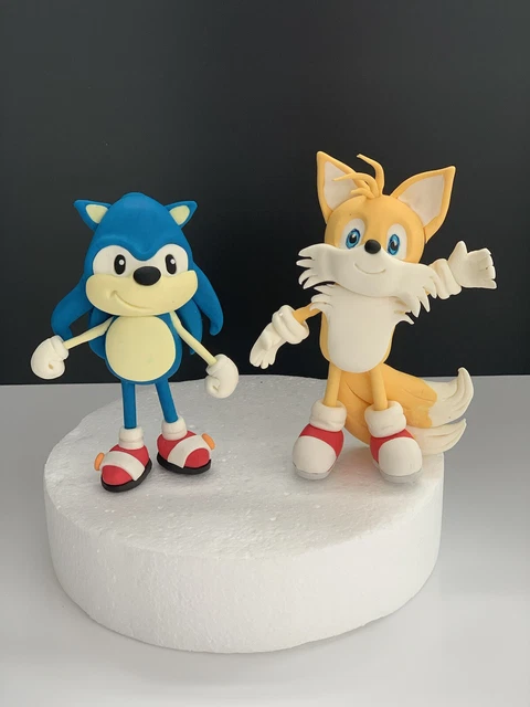 UNOFFICIAL INSPIRED BY Sonic the Hedgehog and Tails the Fox edible Cake ...