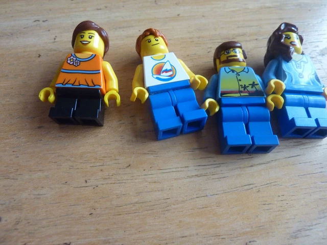 LEGO FAMILY minifigures, (mum dad, son, daughter) EUR 5,81 - PicClick IT