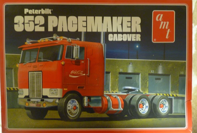 PETERBILT 352 PACEMAKER Cabover Coca Cola Truck LKW 1:25 AMT EUR 33,00 ...