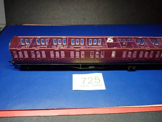 FOR SPARES (MISSING ROOF) DAPOL `OO LMS 57ft MAROON SUBURBAN COMP COACH ...