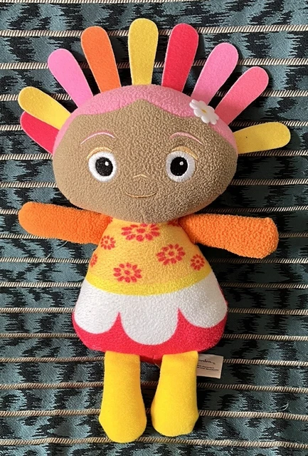 IN THE NIGHT GARDEN Upsy Daisy Talking doll toy 8” Cbeebies (19) £4.99 ...