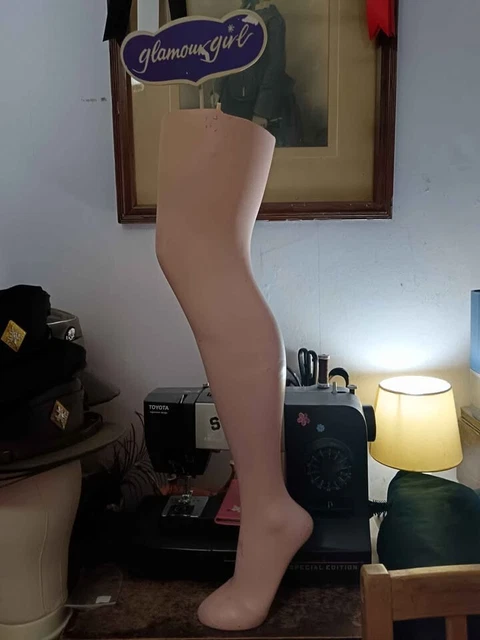 VINTAGE RETRO 1950 1960s Glamour Girl stocking stockings advertising ...