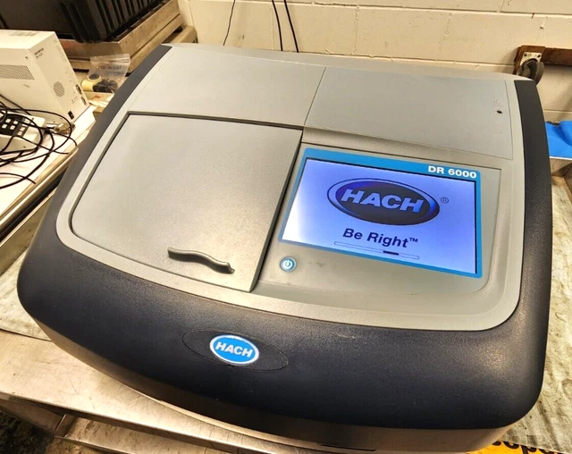 HACH DR600 UV VIS Spectrophotometer with RFID Technology LPG441.99. ...