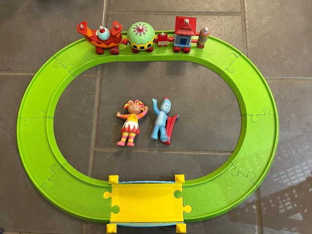CBEEBIES IN THE Night Garden Deluxe Musical Ninky Nonk Train Track £20. ...