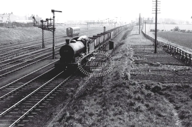 PHOTO BR BRITISH Railways Steam Locomotive Class T9 30729 at Salisbury ...