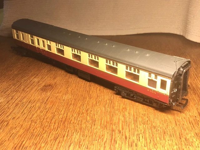 BACHMANN BR MK1 Brake Coach Red/Yellow M21076 - OO Excellent £9.75 ...