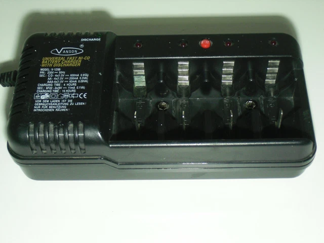 VOLTCRAFT (CONRAD) AKKU Ladegerät 230v Model: V-1299 für AAA, AA, Baby ...