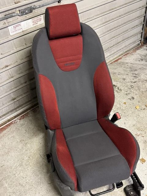 MK2 FORD FOCUS St Red And Grey Recaro Seats 3Dr Used As Pictured Great ...