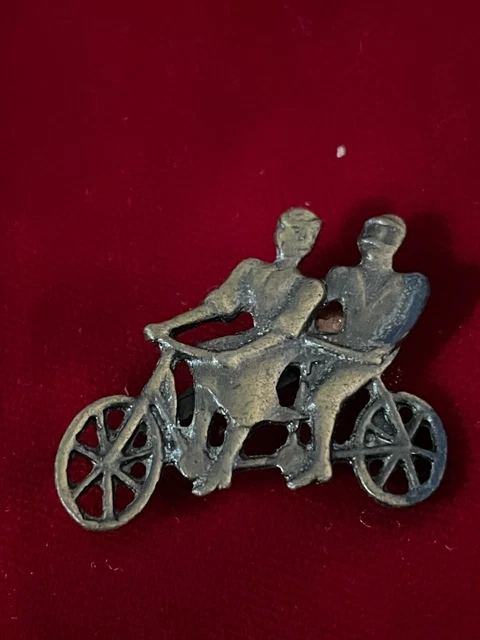 COUPLE DE VÉLO tandem construit pour deux broches de charnière de ...