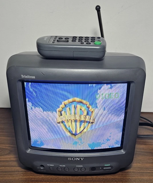 VINTAGE SONY TRINITRON Gaming CRT TV 9" KV-9PT20 w/remote -READ- £157. ...