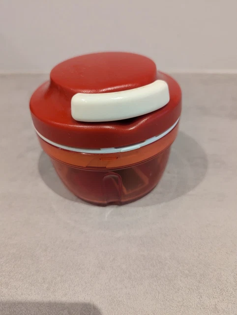 TUPPERWARE TURBO CHEF Speedy Boy Onion Cutter Chopper Red Pull Cord £26 ...