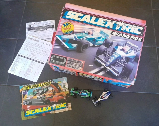 VINTAGE SCALEXTRIC GRAND PRIX SET C894 1993 SCHUMACHER/BENETTON v HILL ...