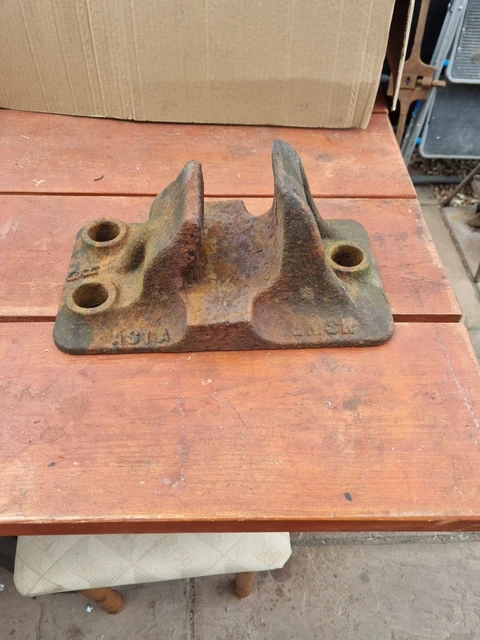LMSR CAST IRON Railway Track Chair / Sleeper Railhead £55.00 - PicClick UK