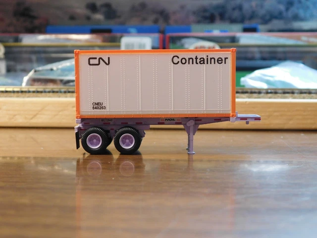 ATHEARN RTR 20' Nol Chassis & Walthers 20' Cn Box Container Nolz Cneu ...