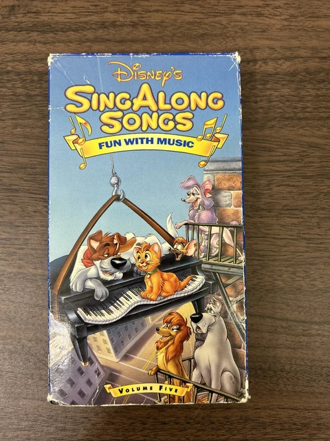 DISNEY SING ALONG Songs - Fun With Music (VHS, 1993) EUR 7,48 - PicClick FR