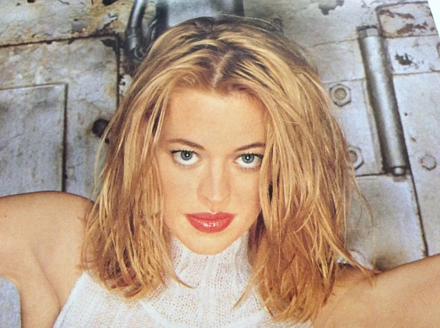 STAR TREK Jeri Ryan Magazine Poster BIKINI Mint 1995 vintage NEW + card ...