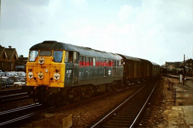 PHOTO (2) Br Class 31 No 31 117 Ex D5535 Nearing Swindon On A Parcels ...
