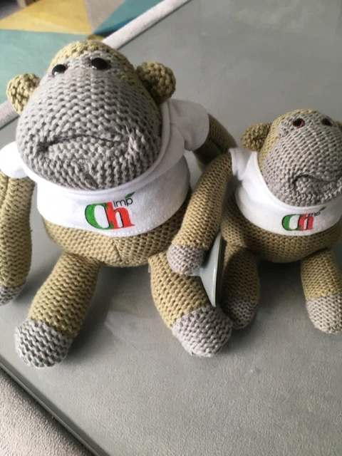 PG TIPS TEA 2 Knitted Toy Monkeys 1 Small With Suckers White Jumpers ...
