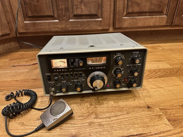 YAESU FT-101EE SSB Transceiver – Vintage Amateur Ham Radio $341.80 ...