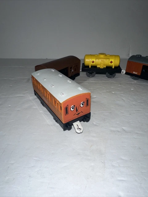 THOMAS THE TANK Engine & Friends Clarabel Train Trackmaster 2002 TOMY ...