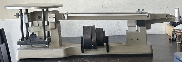 OHAUS VINTAGE LARGE Heavy Duty 20kg-45LB Cast Iron Solution Balance Lab ...