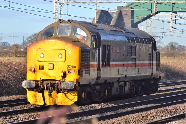 CLASS 37 NO 37419 in intercity at crewe £0.90 - PicClick UK