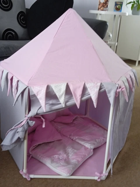 OUR GENERATION GLAMPING Set - Tent, Sleeping bags and pillows ...