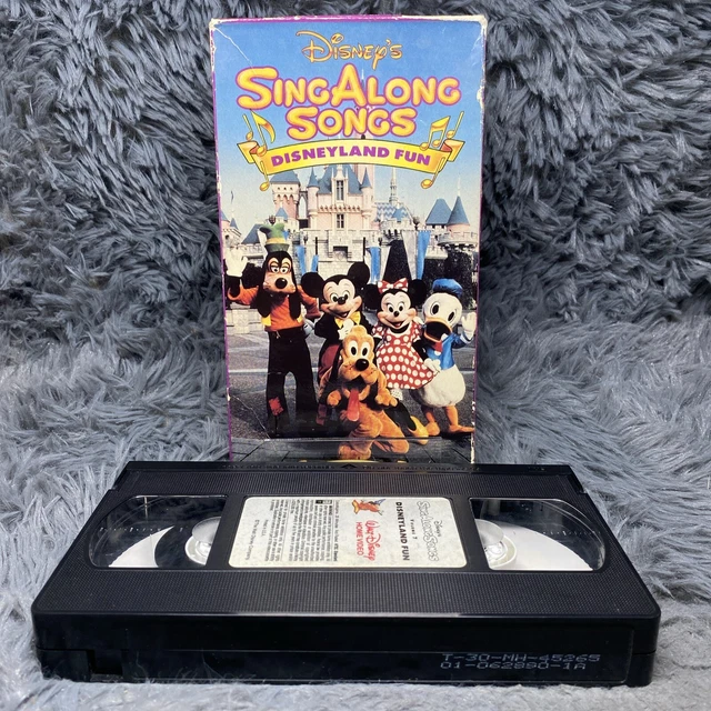 Disneys Sing Along Songs Disneyland Fun Its A Small World Vhs Tape